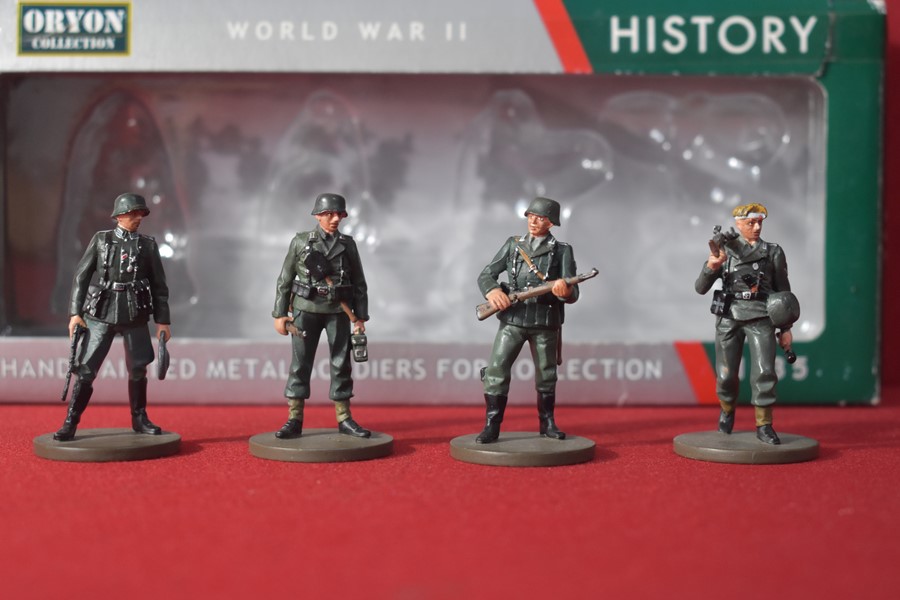 ORYON COLLECTION MILITARY FIGURES ART.2001 GERMAN PANZERGRENADIERS-SOLD