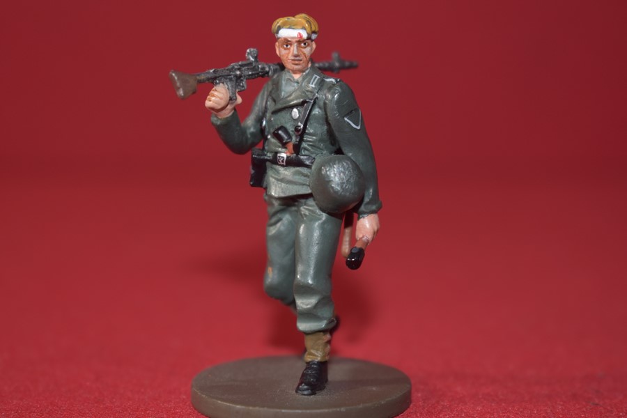 ORYON COLLECTION MILITARY FIGURES ART.2001 GERMAN PANZERGRENADIERS-SOLD