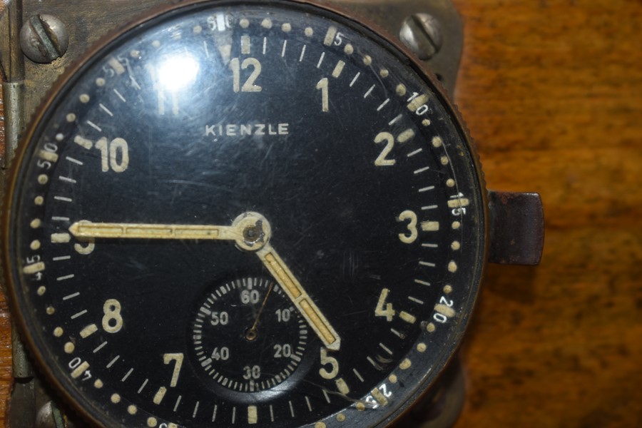 WW2 GERMAN LUFTWAFFE AIRCRAFT COCKPIT CLOCK BY KIENZLE