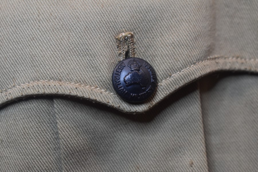 WW2 WESTERN AUSTRALIAN NAMED ARMY OFFICERS TUNIC-ON HOLD BM-SOLD