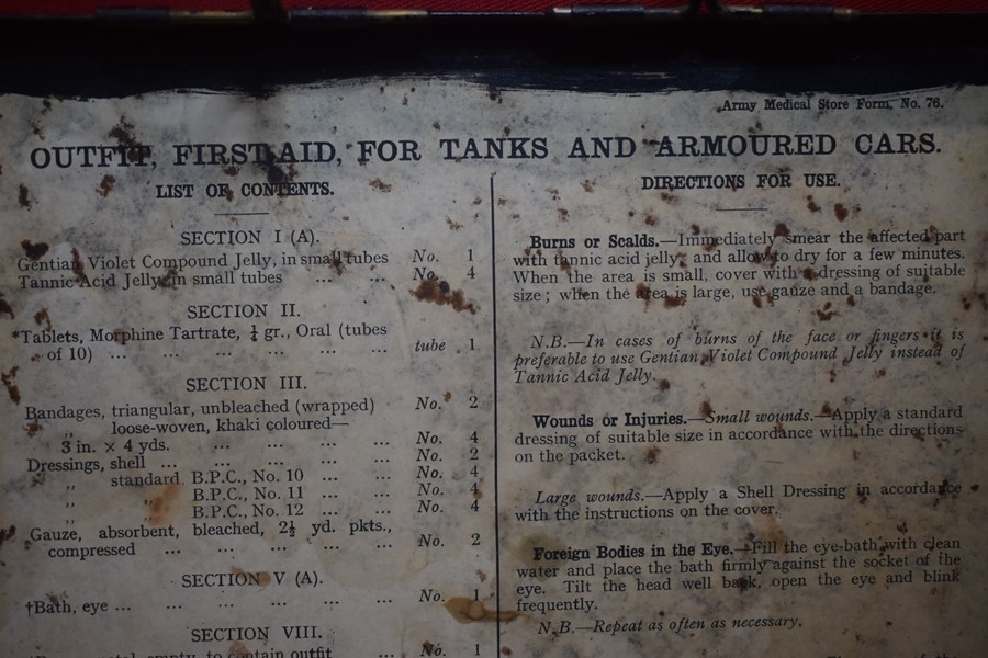 WW2 PERIOD AUSTRALIAN ISSUED FIRST AID KIT FOR TANKS AND ARMOURED CARS.