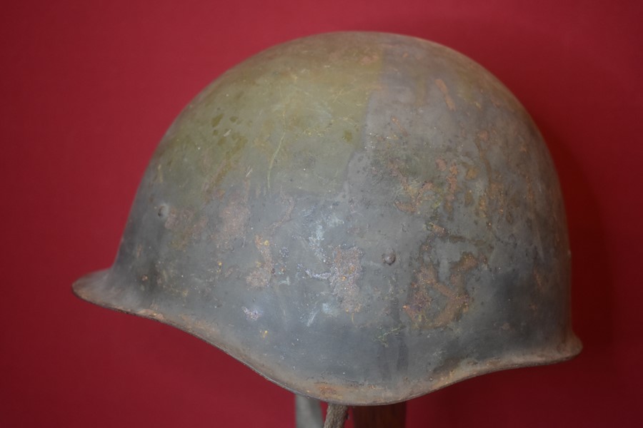 WW2 SOVIET RUSSIAN SSH40 COMBAT HELMET