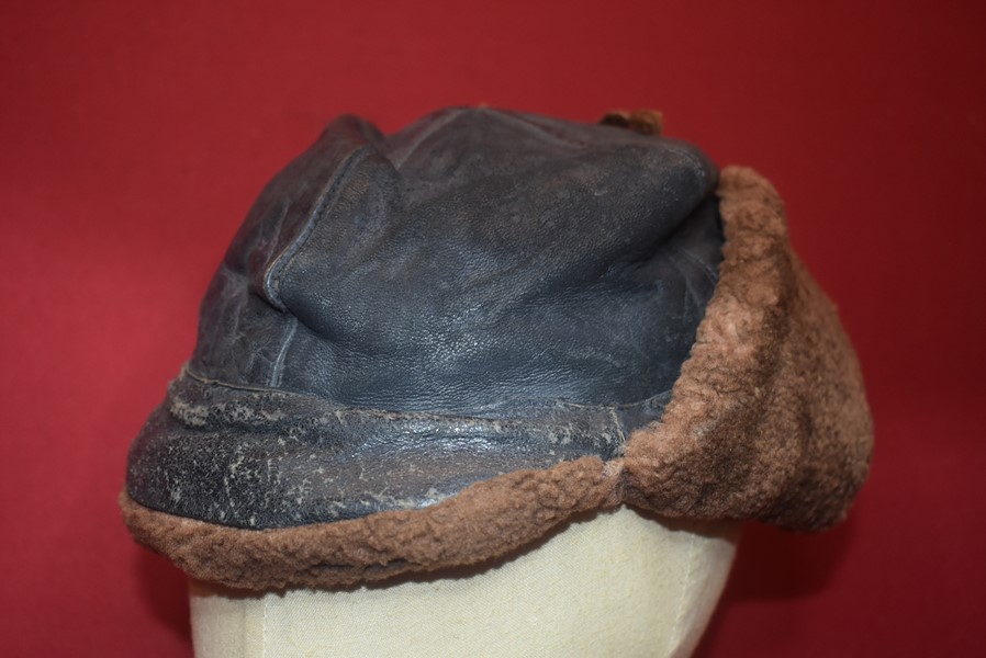 WW2 US/RAAF BOMBER CREW FUR CAP BRITISH MADE