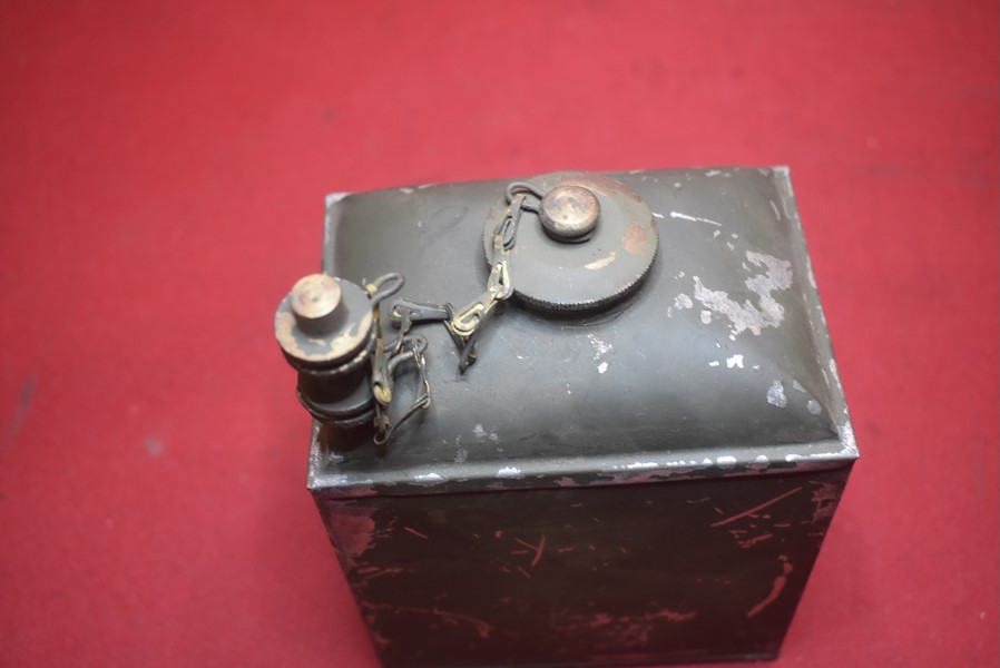 WW1 VICKERS MACHINE GUN OIL CAN