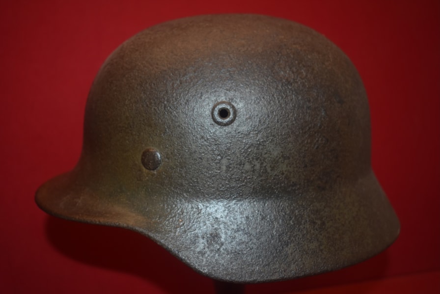 RELIC WW2 GERMAN HELMET