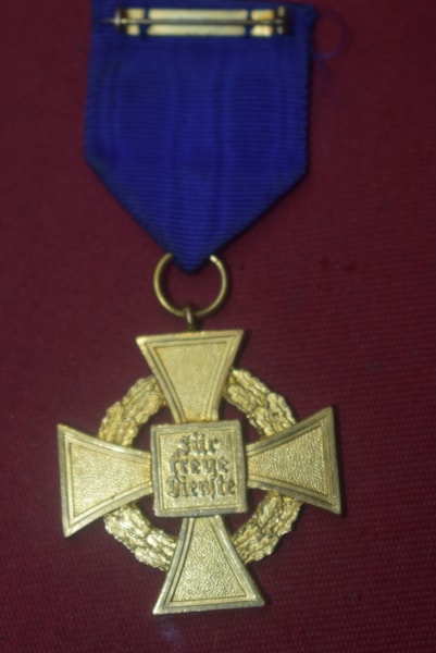 WW2 GERMAN CIVIL LONG SERVICE CROSS GOLD