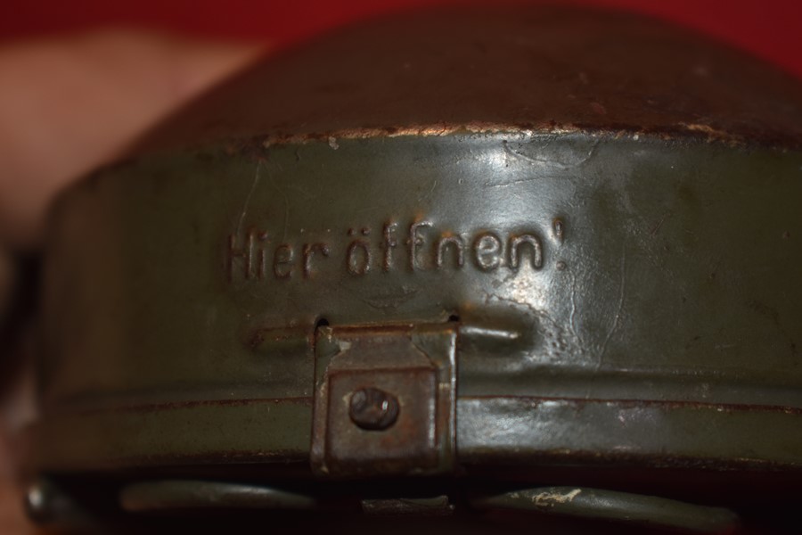 WW2 GERMAN ARMY PERLUX BELT MOUNTED SIGNAL/FLASH LIGHT-SOLD
