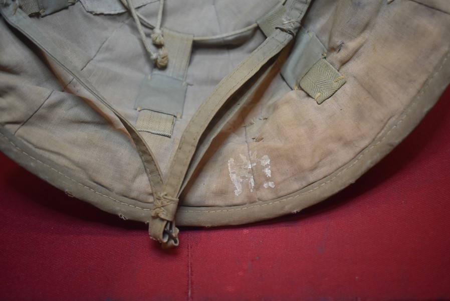 WW2 JAPANESE TYPE 98 SUN PITH HELMET-SOLD