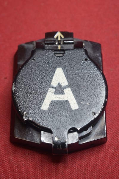 WW2 GERMAN ARMY SOLDIERS COMPASS-SOLD