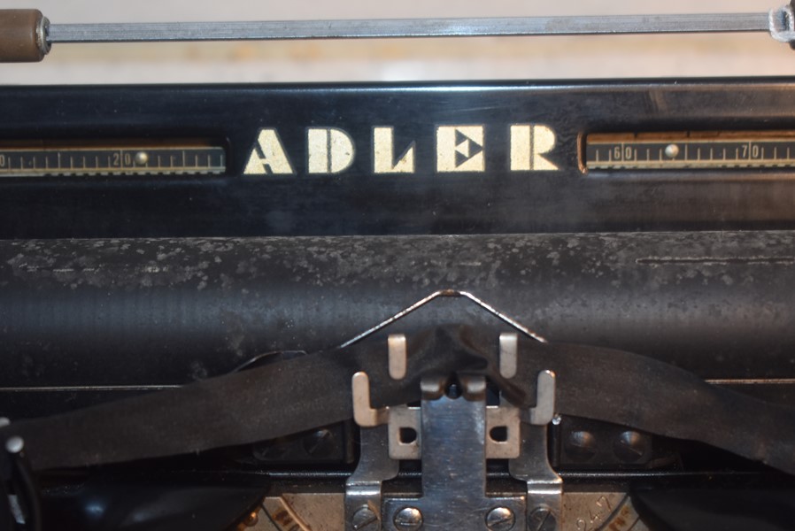 WW2 GERMAN ARMY TYPEWRITER XX